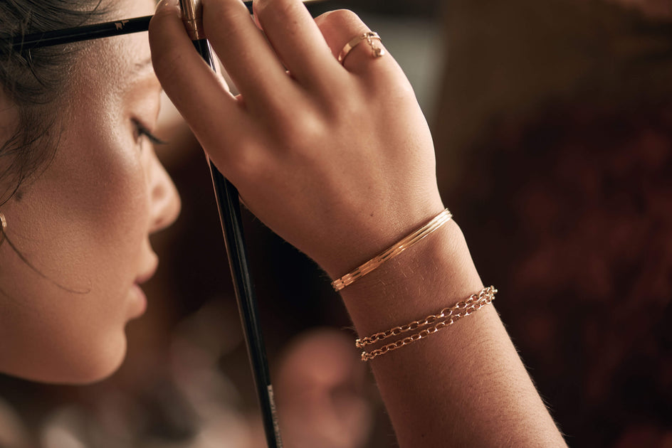 14K Gold Anais Oval Link Chain Bracelet | ALICE PIERRE Jewelry – Alice ...